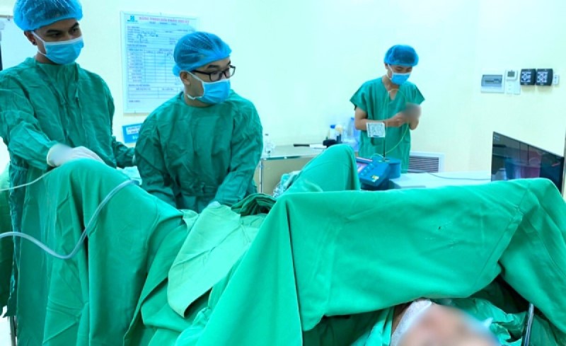 Tạm biệt u xơ tuyến tiền liệt chỉ sau 90 phút bằng kỹ thuật nội soi ...